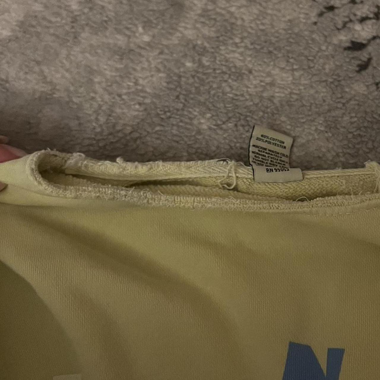 Harry Styles Love on Tour Crewneck Size M Cut neckline - Depop