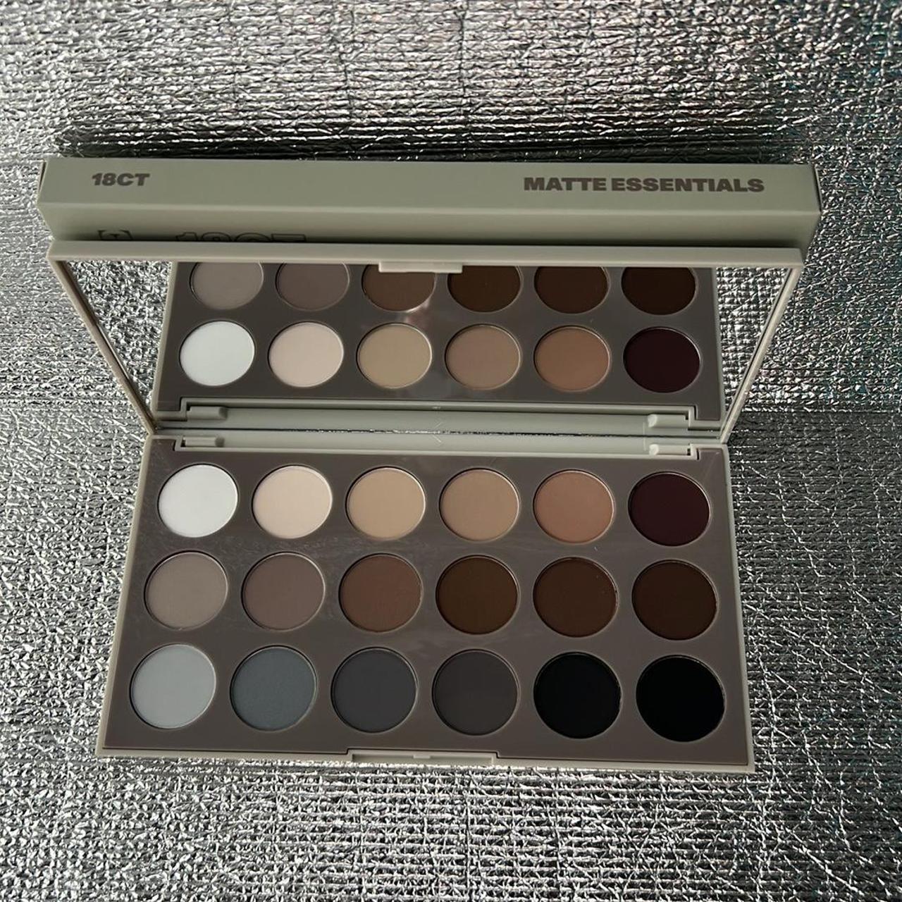 New Morphe 18CT Matte Essentials Palette - Depop