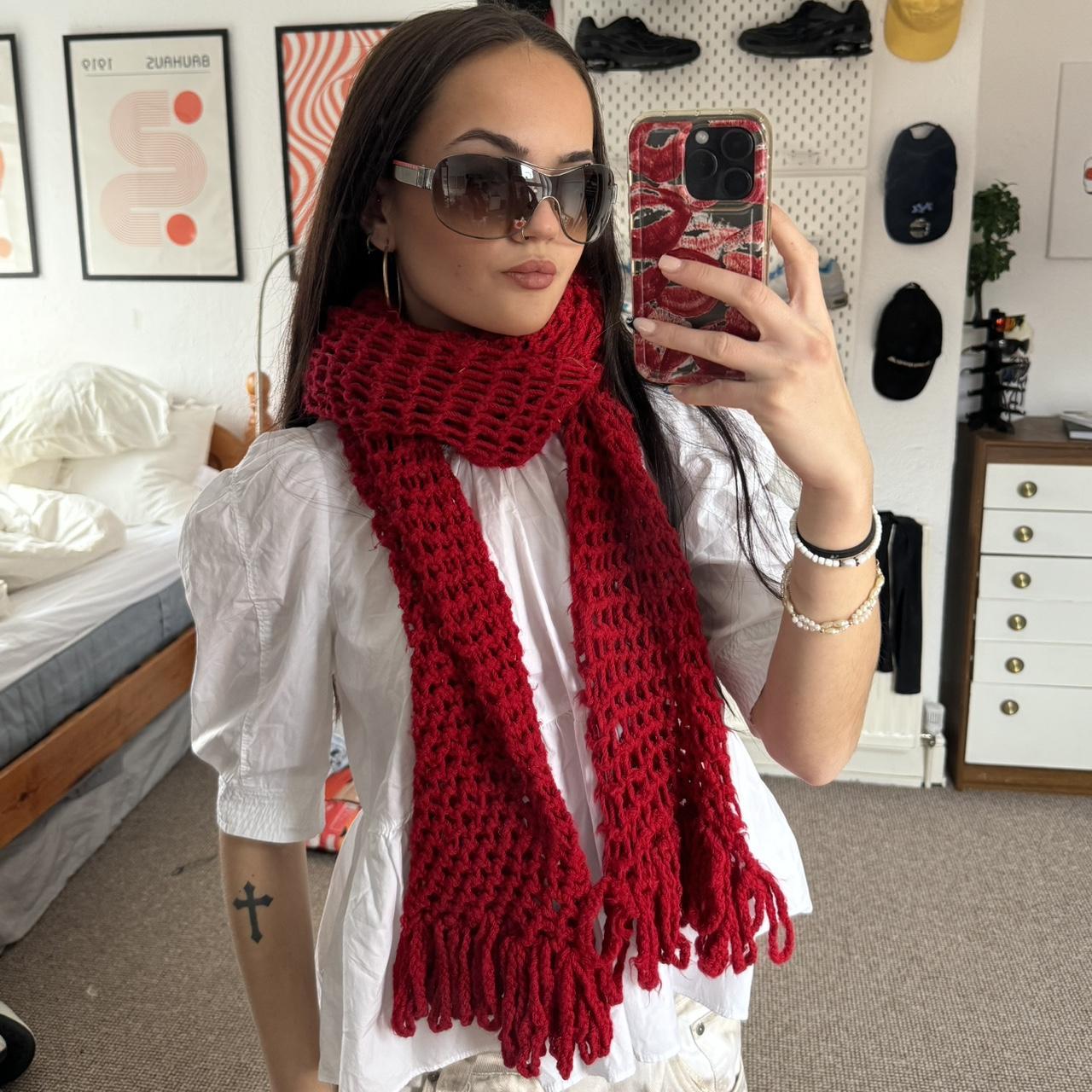 Red crotchet scarf | Depop