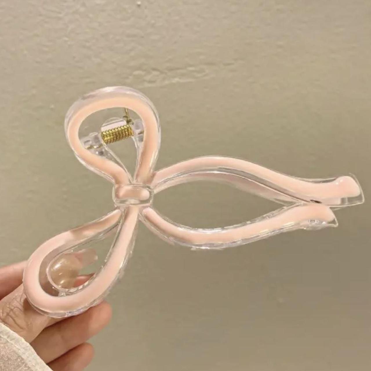 Pink bow claw clip Super cute and great for thick... - Depop