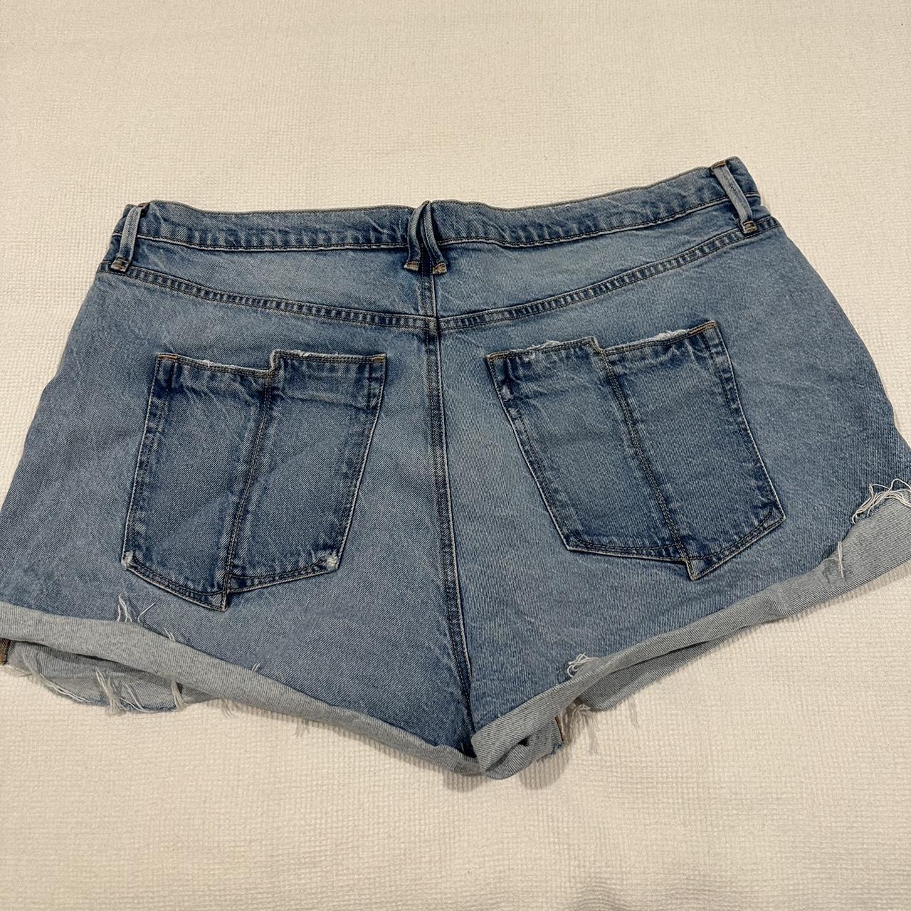 Good American Denim Short Good 90’s short Size 16... - Depop