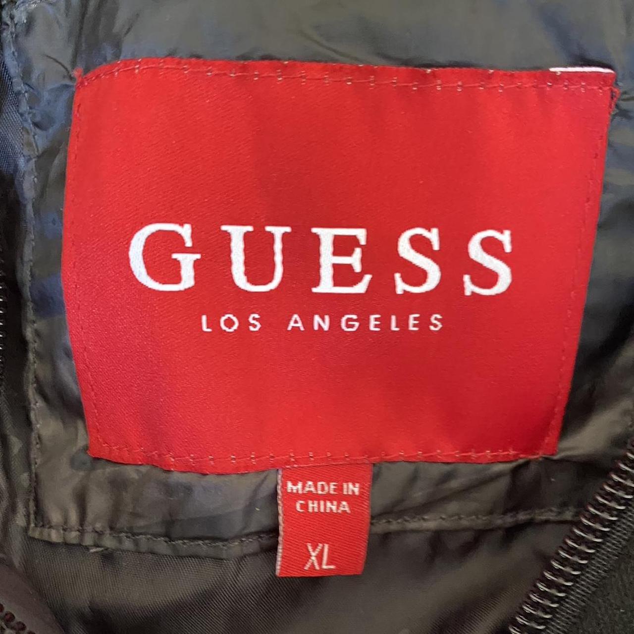 GUESS PUFFER JACKET 🔥 DETACHABLE HOODIE SIZE XL... - Depop