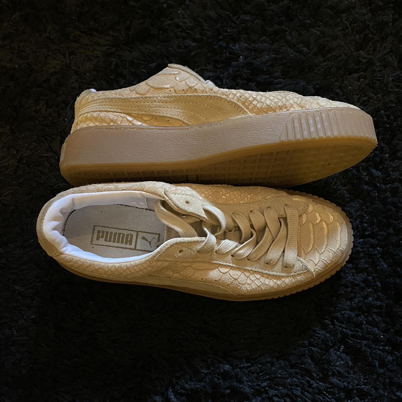 Puma Women's Tan Trainers | Depop