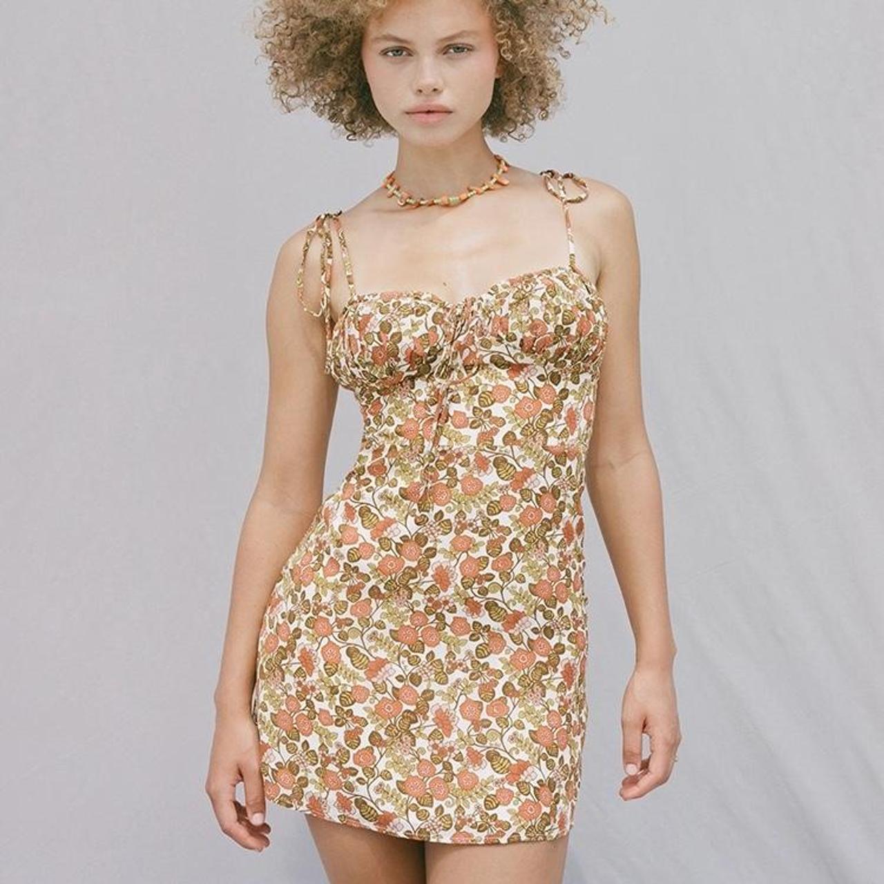 Réalisation Par Women's Tan and Yellow Dress | Depop