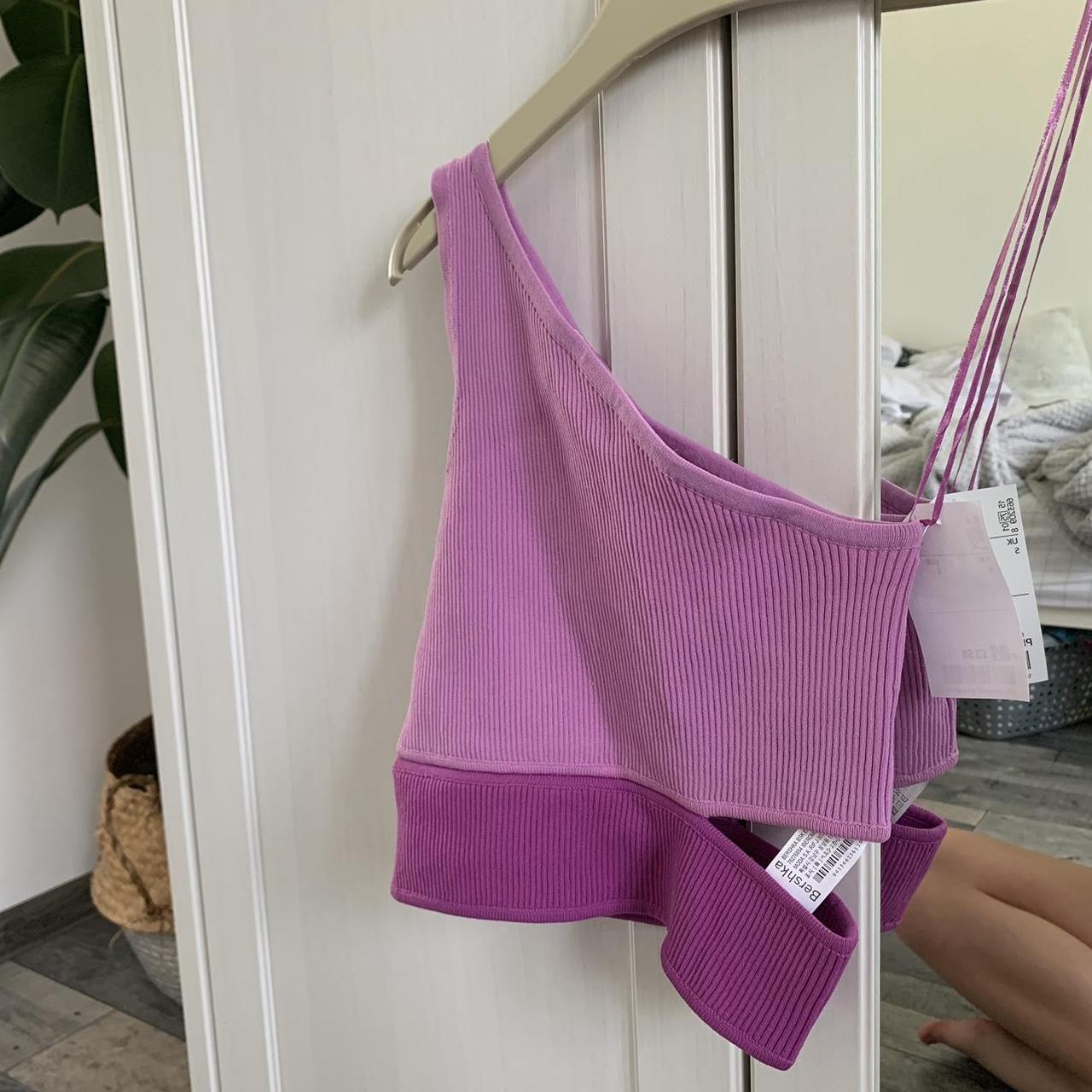 asymmetrical top fro bershka - Depop