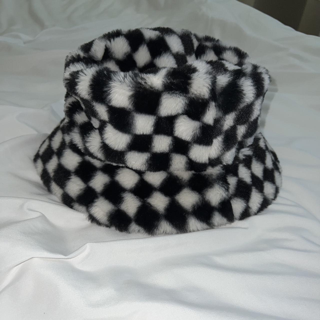 urban outfitter checkers bucket hat - Depop