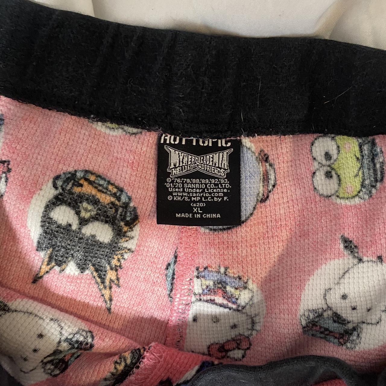 Hot Topic Pink Pajamas | Depop