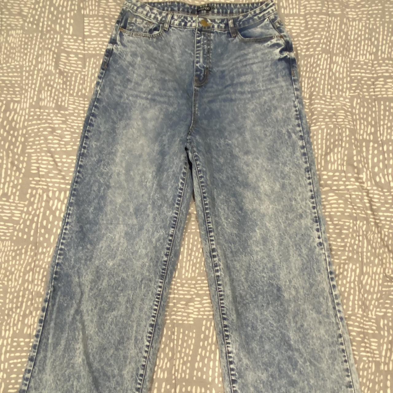 Boohoo very wide baggy fit acid wash jeans Size 18... - Depop
