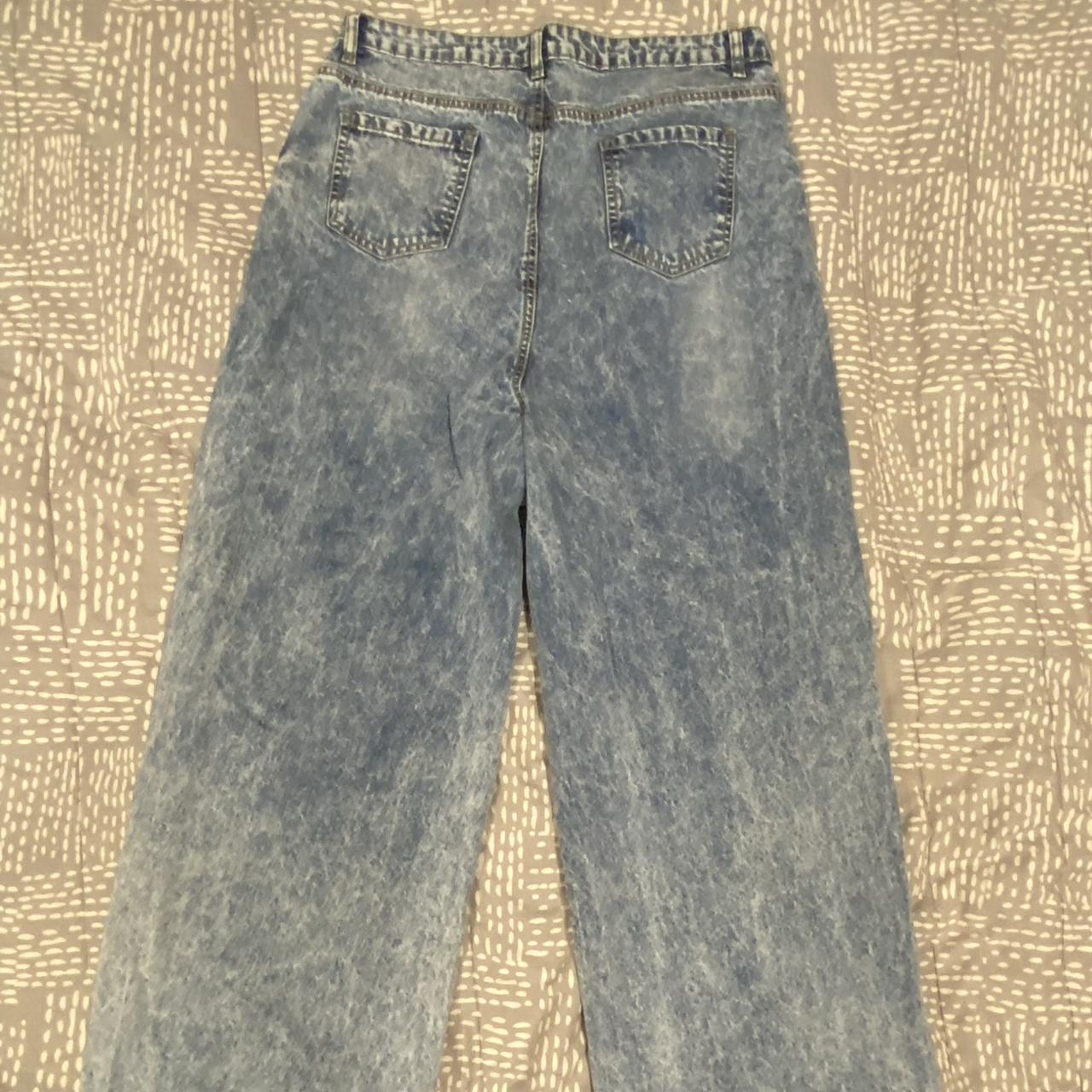 Boohoo very wide baggy fit acid wash jeans Size 18... - Depop