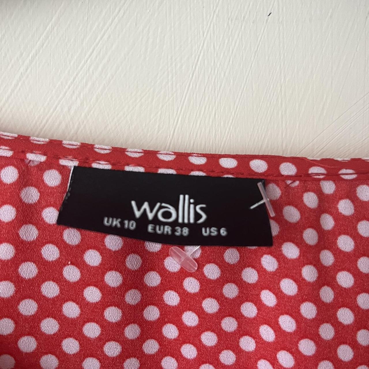 Wallis Women's Red and White Blouse | Depop