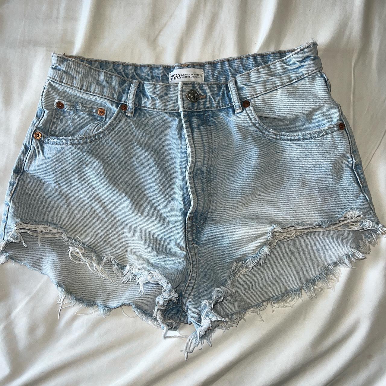 Zara ripped denim shorts - Depop