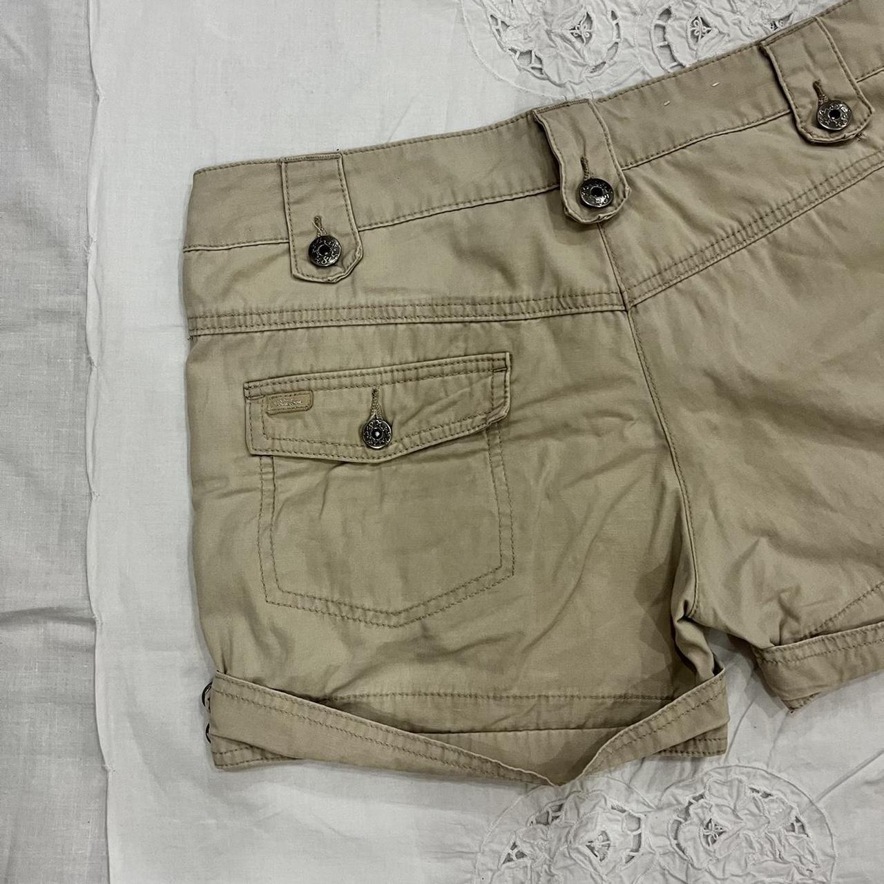 ⋆˚ 𝜗𝜚˚⋆ mini cargo shorts!! selling: $30 plus... - Depop