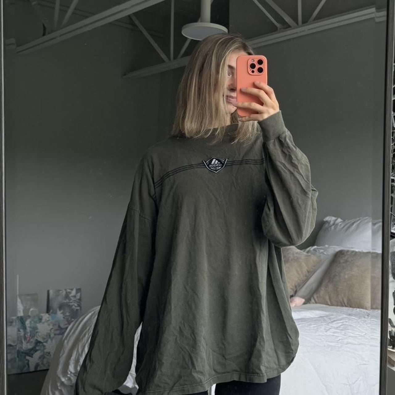 Vintage Adidas XL long sleeve - Depop