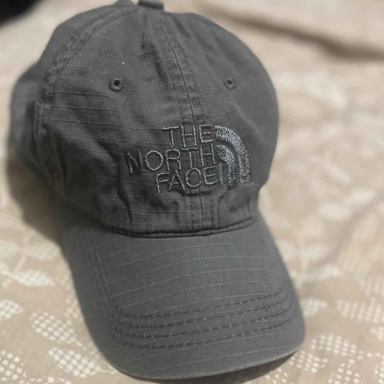 North face grey cap - Depop