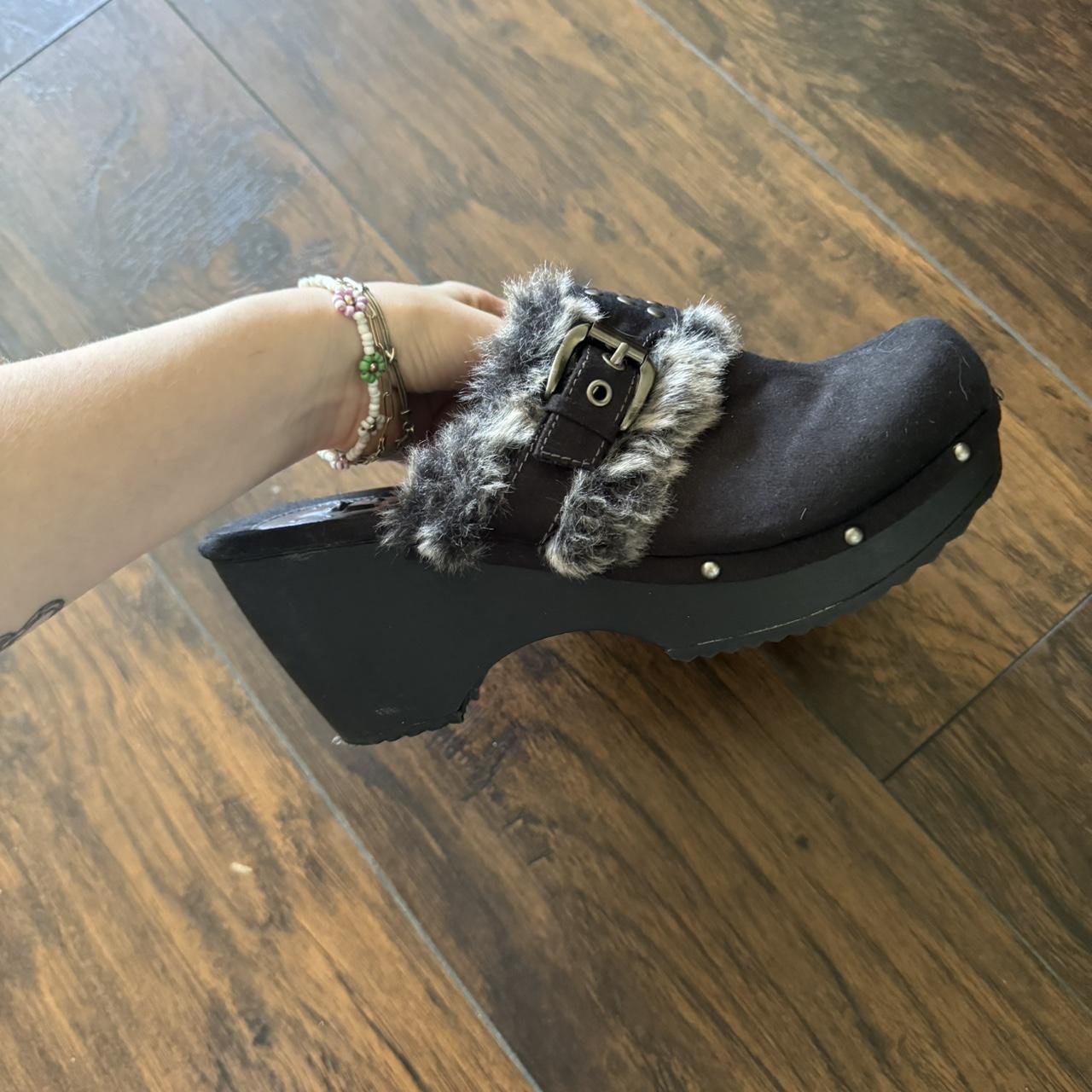 Bongo clogs. In great condition. Has some slight... - Depop