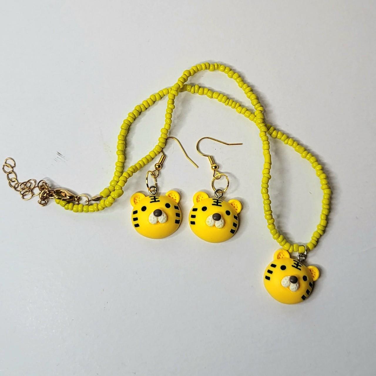 Handmade matching jewellery set- tiger charm... - Depop
