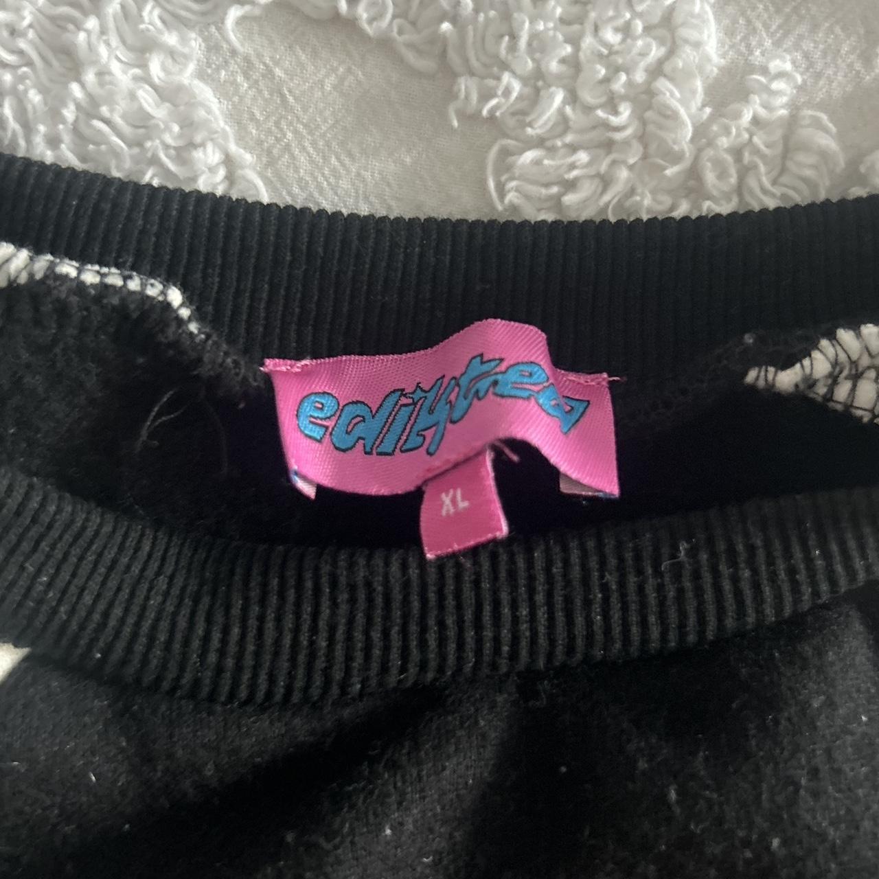 edikted crew neck extra large #edikted #crewneck - Depop