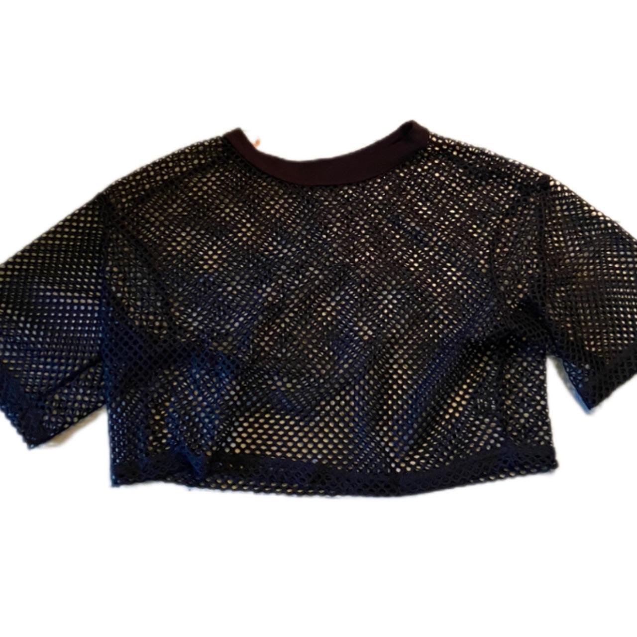 Short sleeve mesh crop top ♱ ♱ ♱ #croptop #grunge #goth - Depop