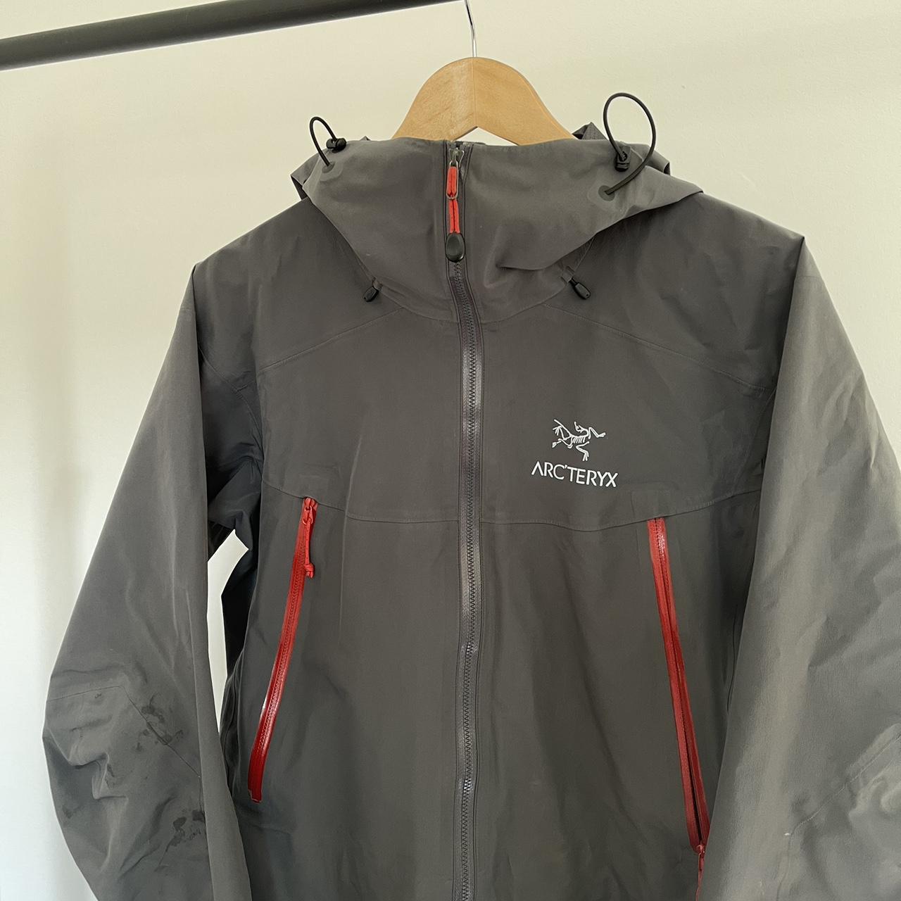 Arc'teryx Beta LT Pro Hardshell Extremely... - Depop