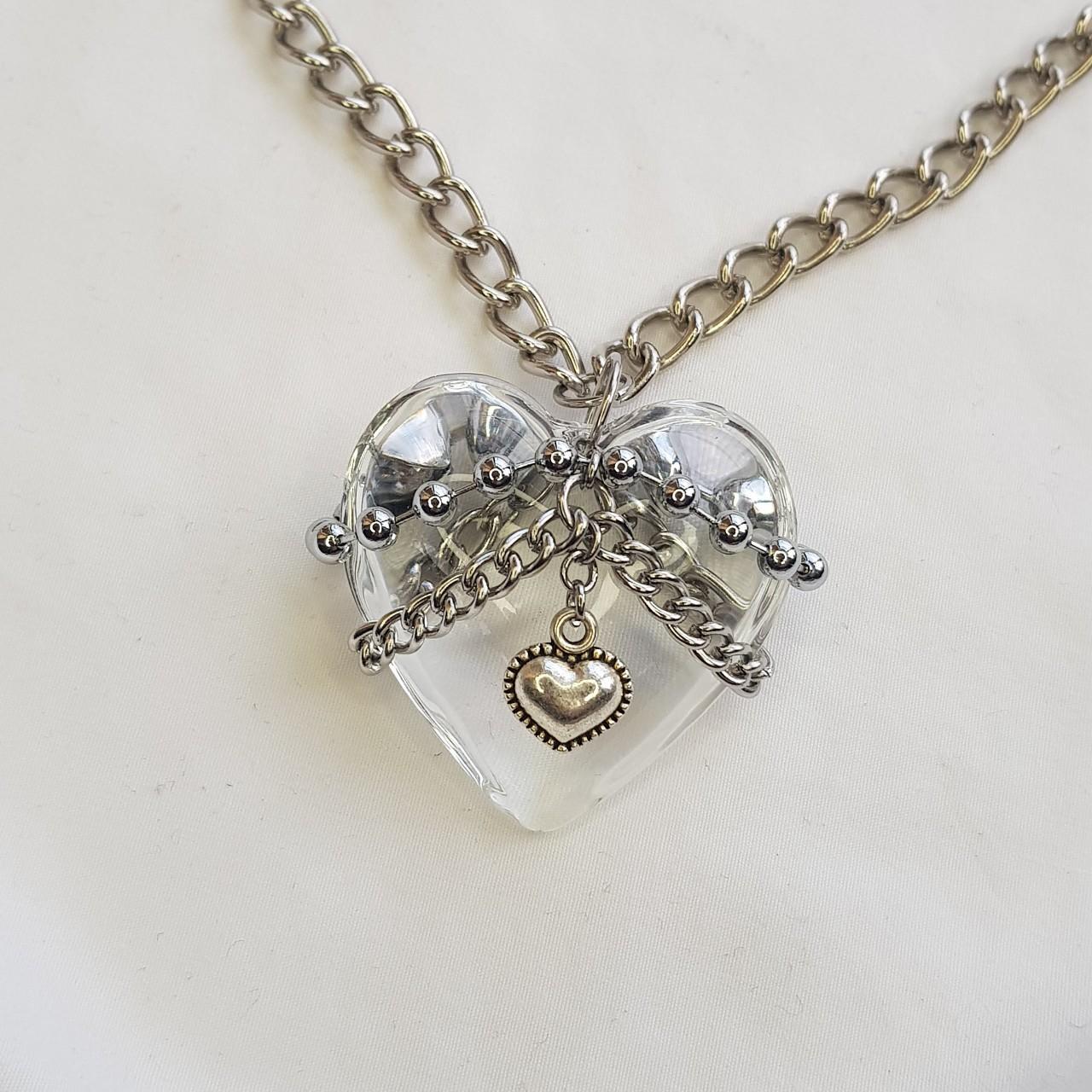 gorgeous chained heart necklace ♡ handmade by me... - Depop