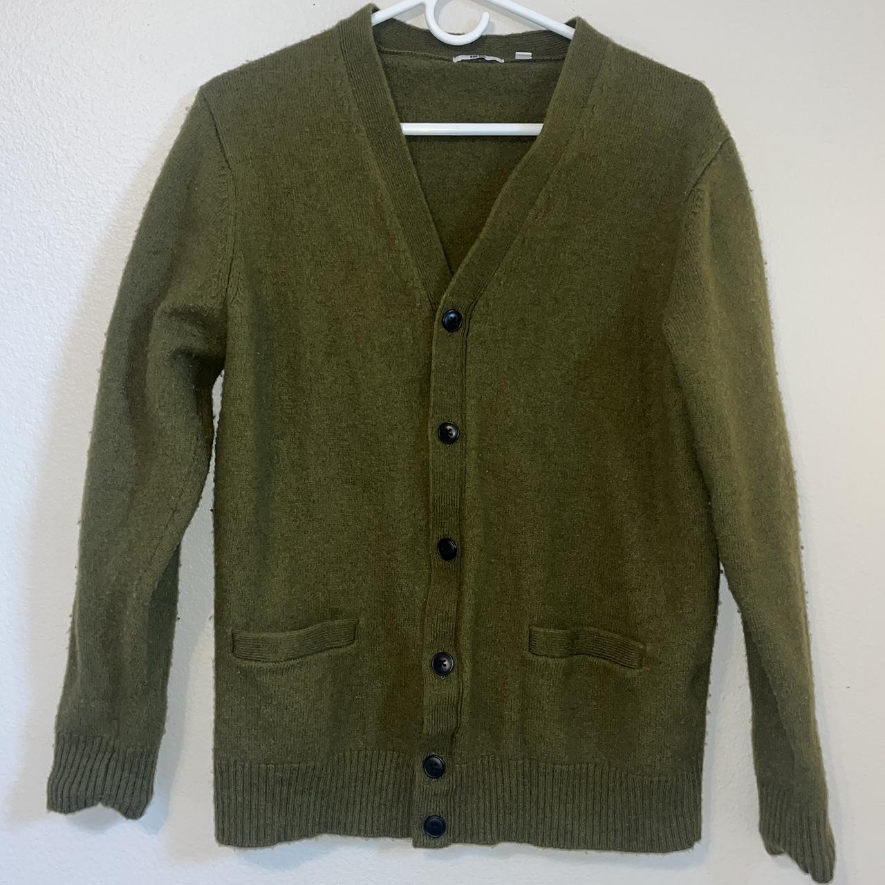 Green Uniqlo knit cardigan XL - Depop