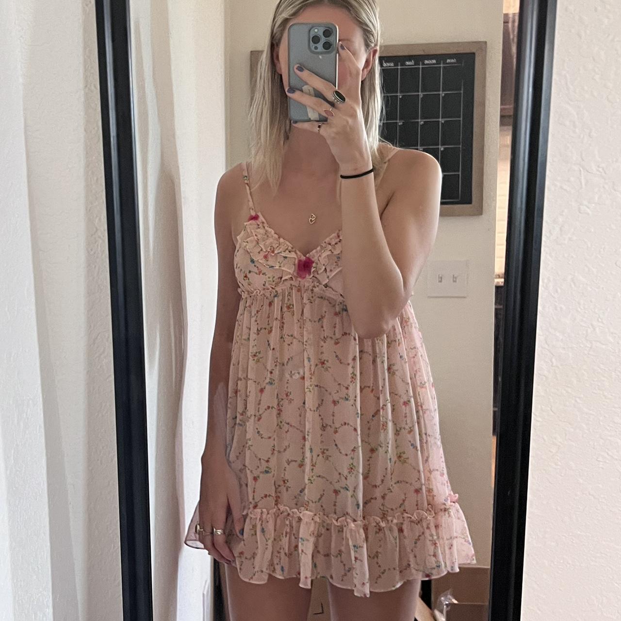 Vintage Betsy Johnson intimates vintage slip - Depop