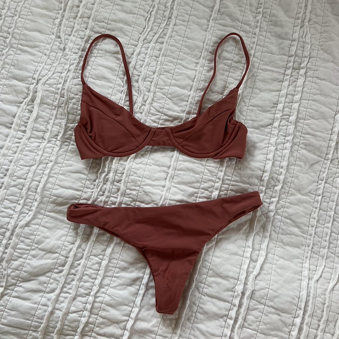 Benoa Orchid Set Shea top and hina bottoms Perfect... - Depop