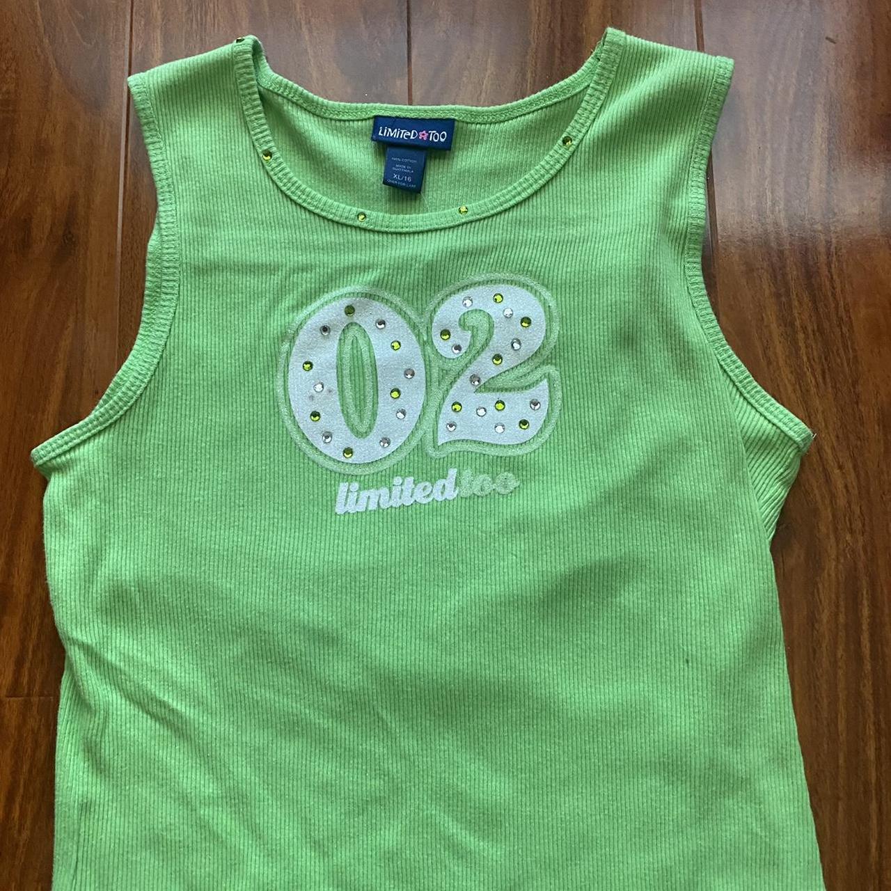 y2k green limited too tank love the design on the... - Depop