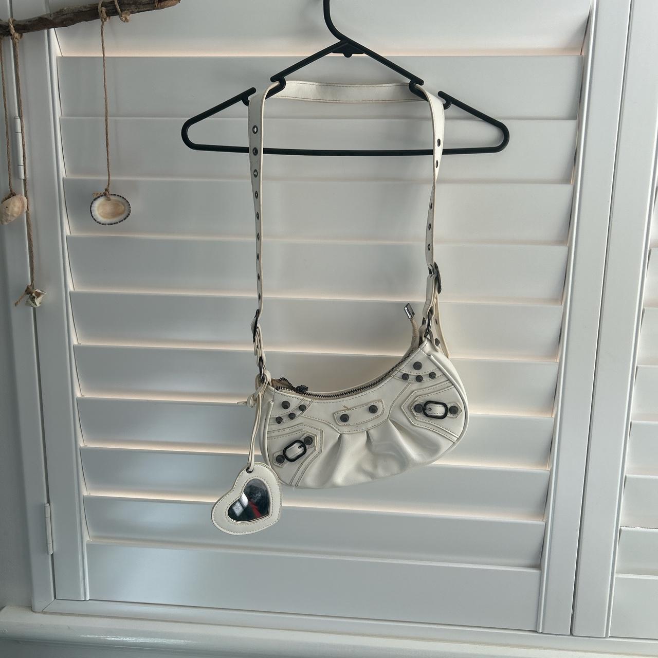 Glassons shoulder bag - Depop