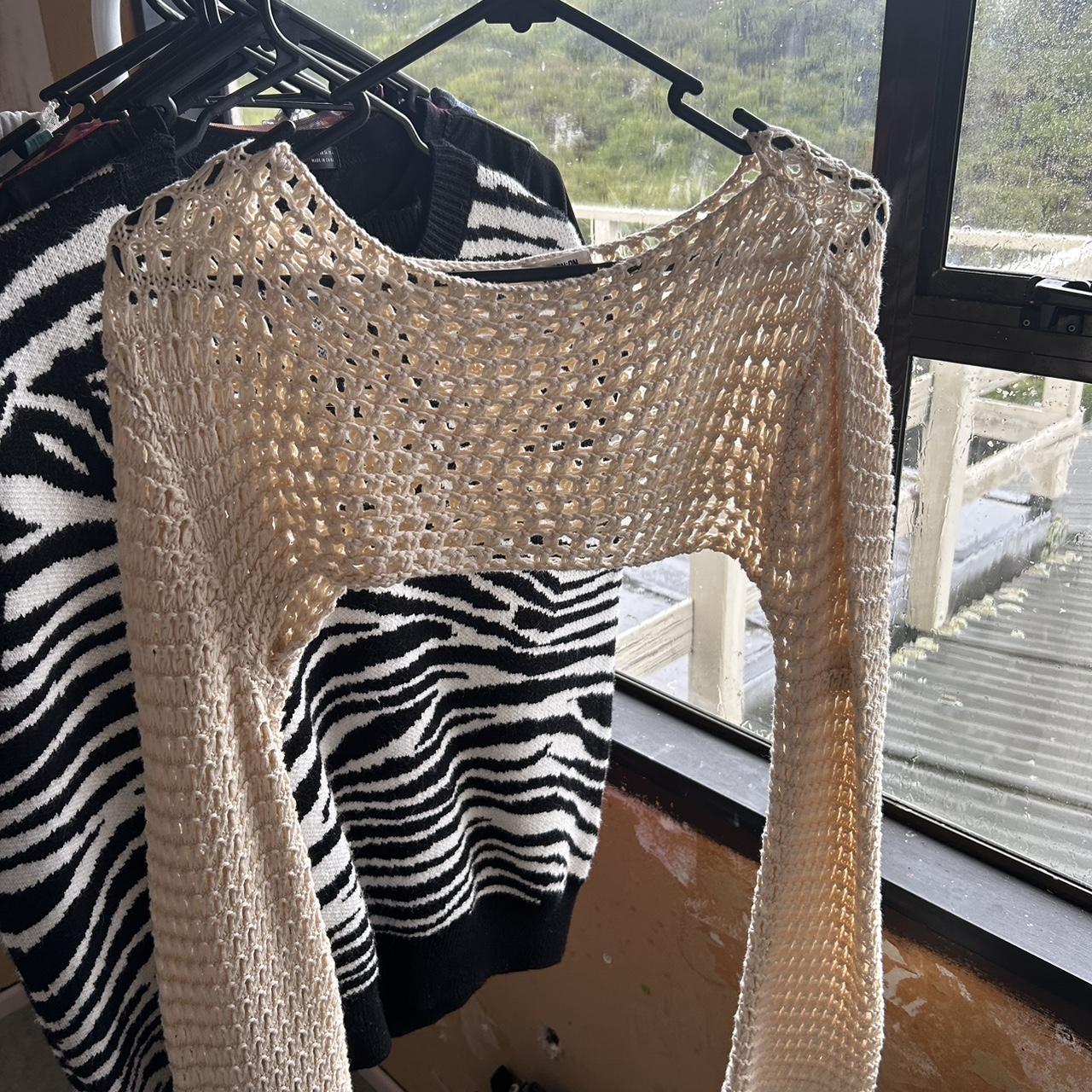 Crotchet beach shrug - Depop