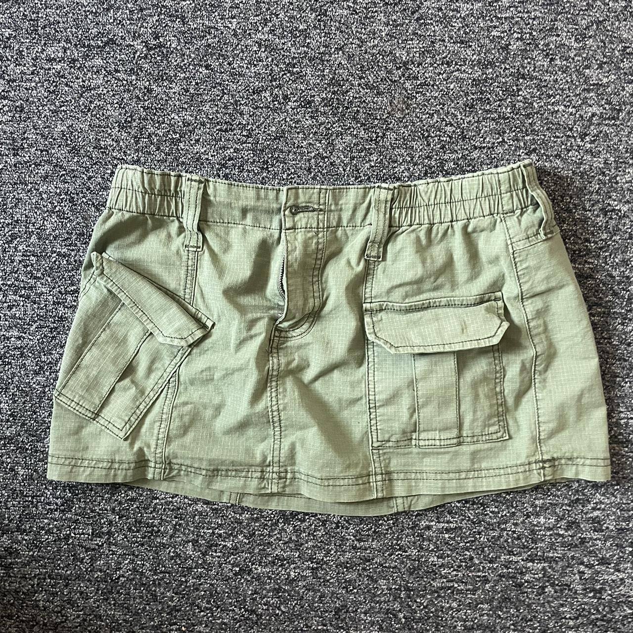Khaki green bdg skirt Urban outfitters - Depop