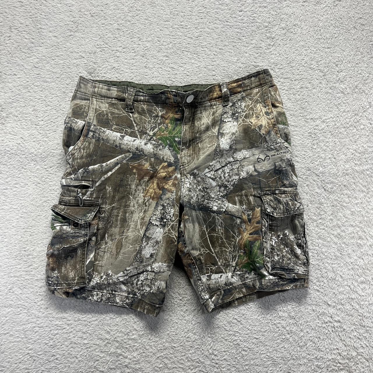 Real tree cargo shorts - Depop