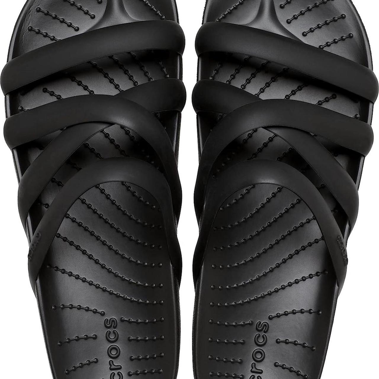 Crocs Women's Splash Strappy Sandals Size 8 Couple... - Depop