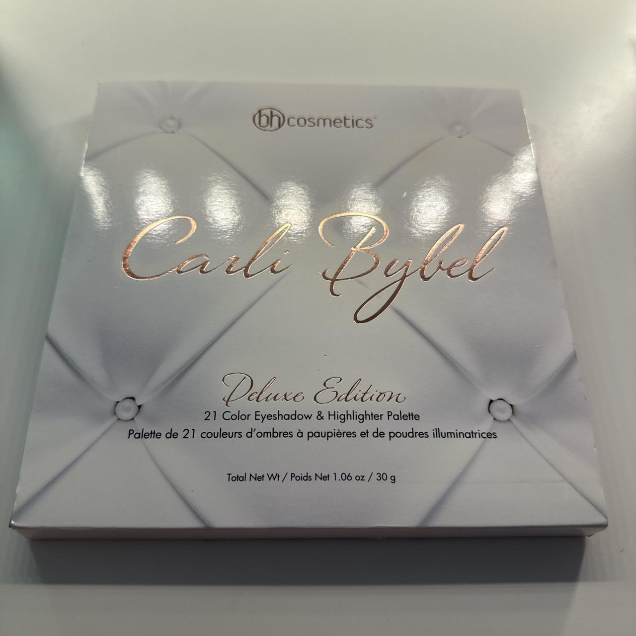 Carli Bybel Eyeshadoe and Highlighter Palette! Never... - Depop