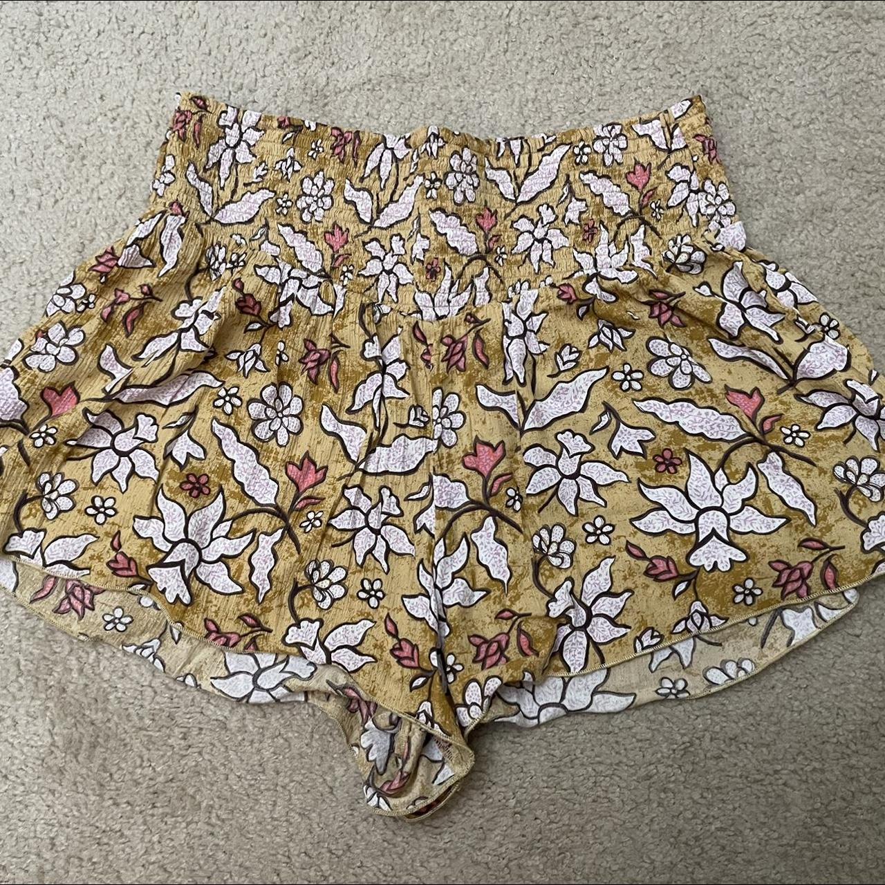 💕Aerie Flowy Shorts💕 - stretchy waistband - not see... - Depop