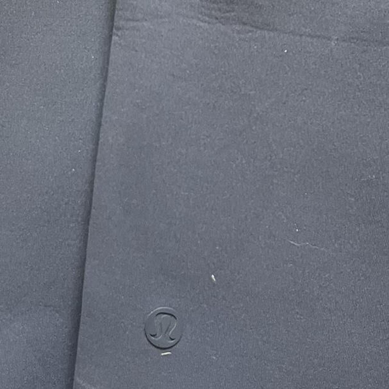 Lululemon cropped hoodie 🤍 Pretty sure it’s a size 4... - Depop