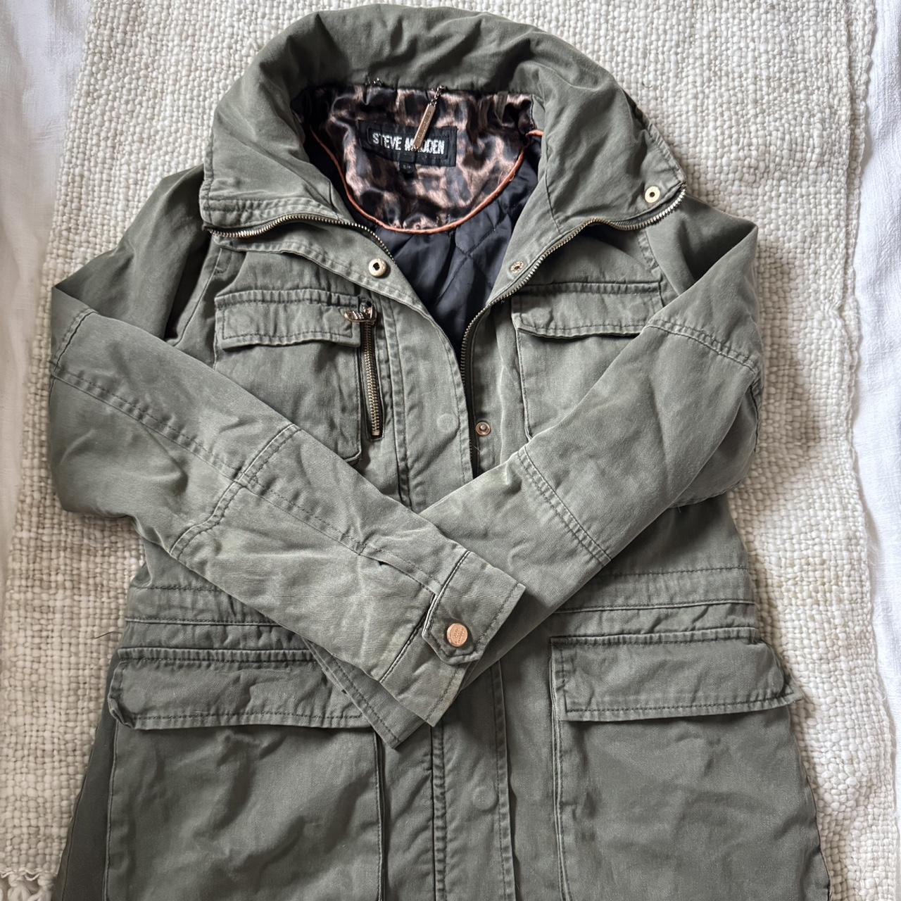 Steve Madden winter parka Size small :) slightly... - Depop