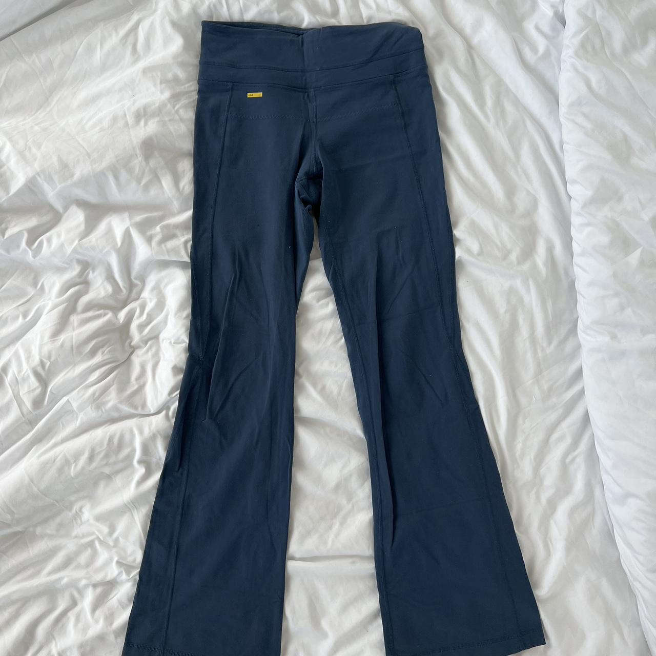 Lole yoga pants - Depop