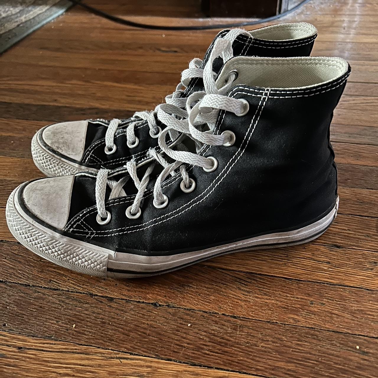 High top black converse chuck taylor all stars Worn in - Depop