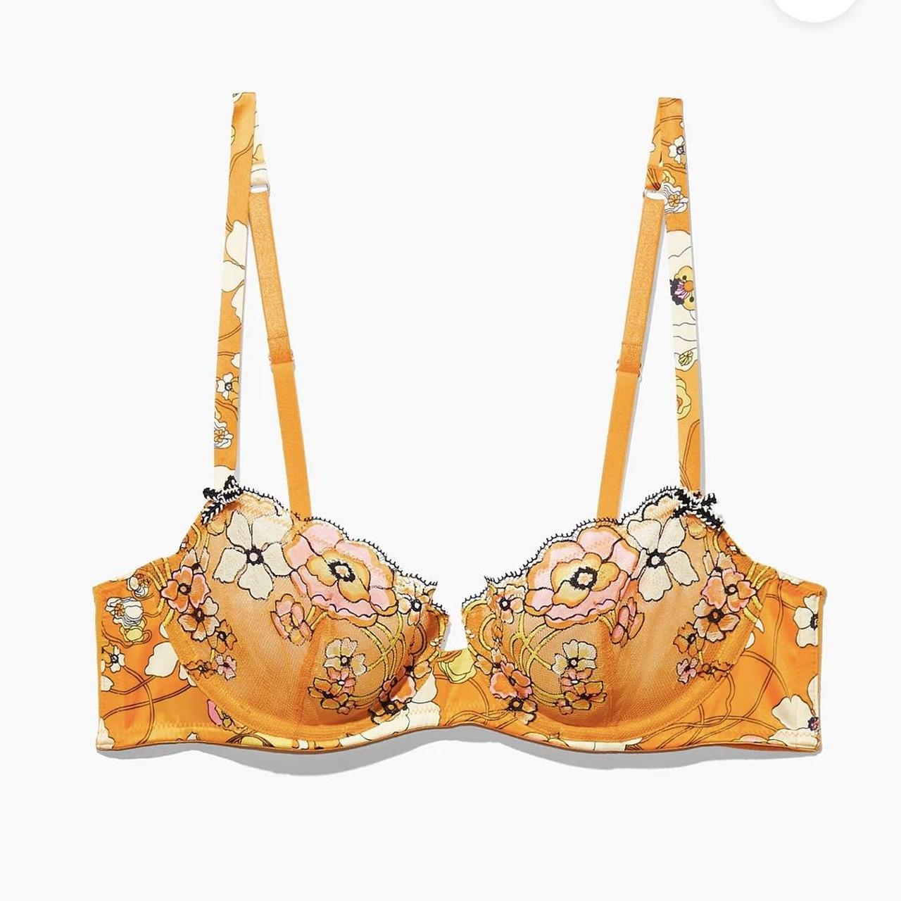 Savage x Fenty Women's multi Bra | Depop