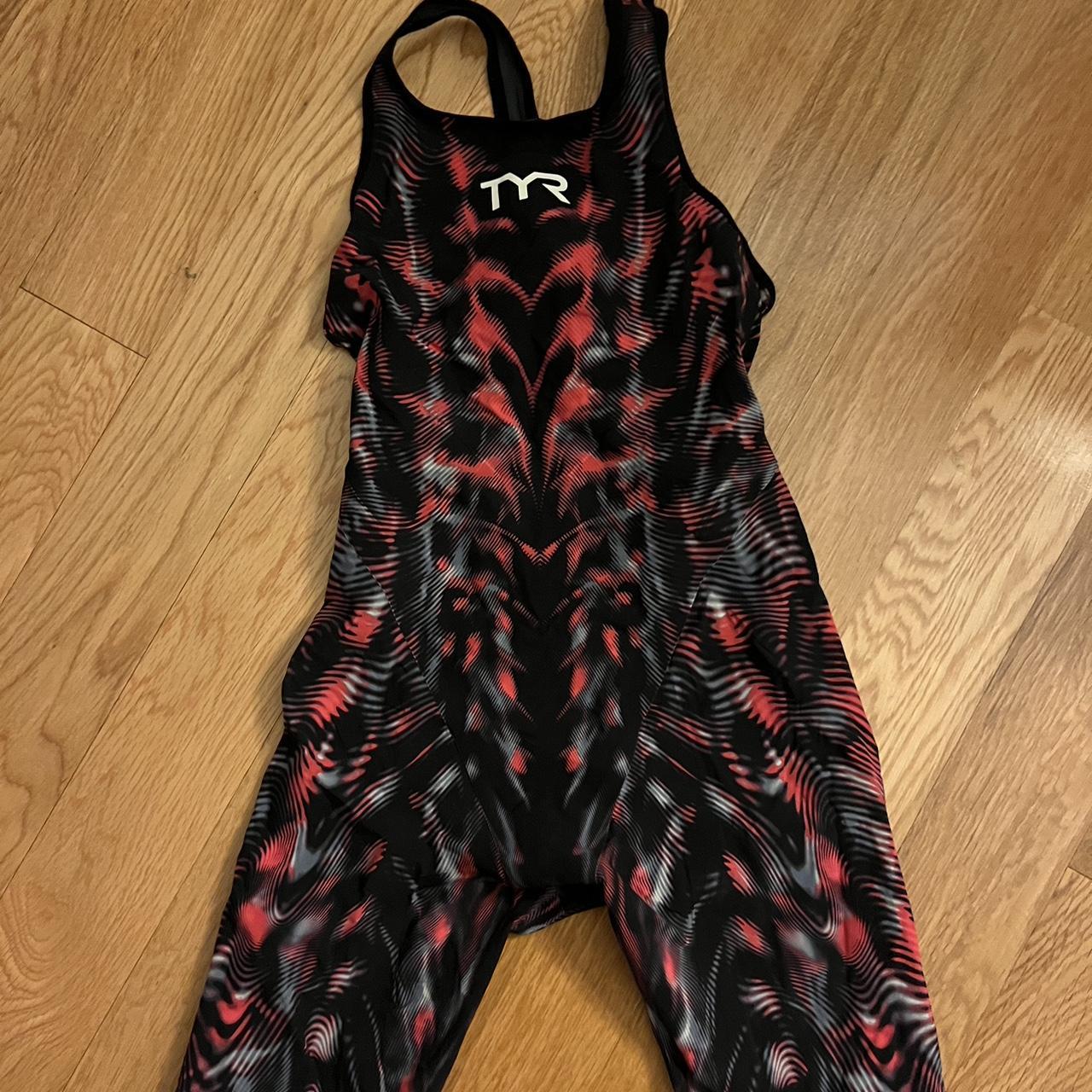 Red TYR venzo tech suit Size 26 Worn only a few... - Depop