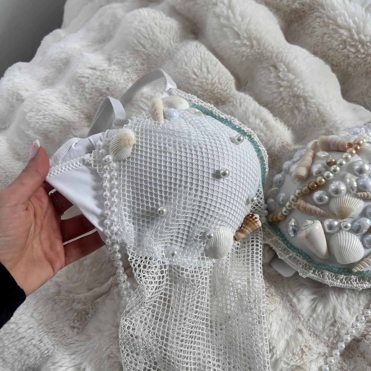 mermaid costume made this bra so cute | Depop