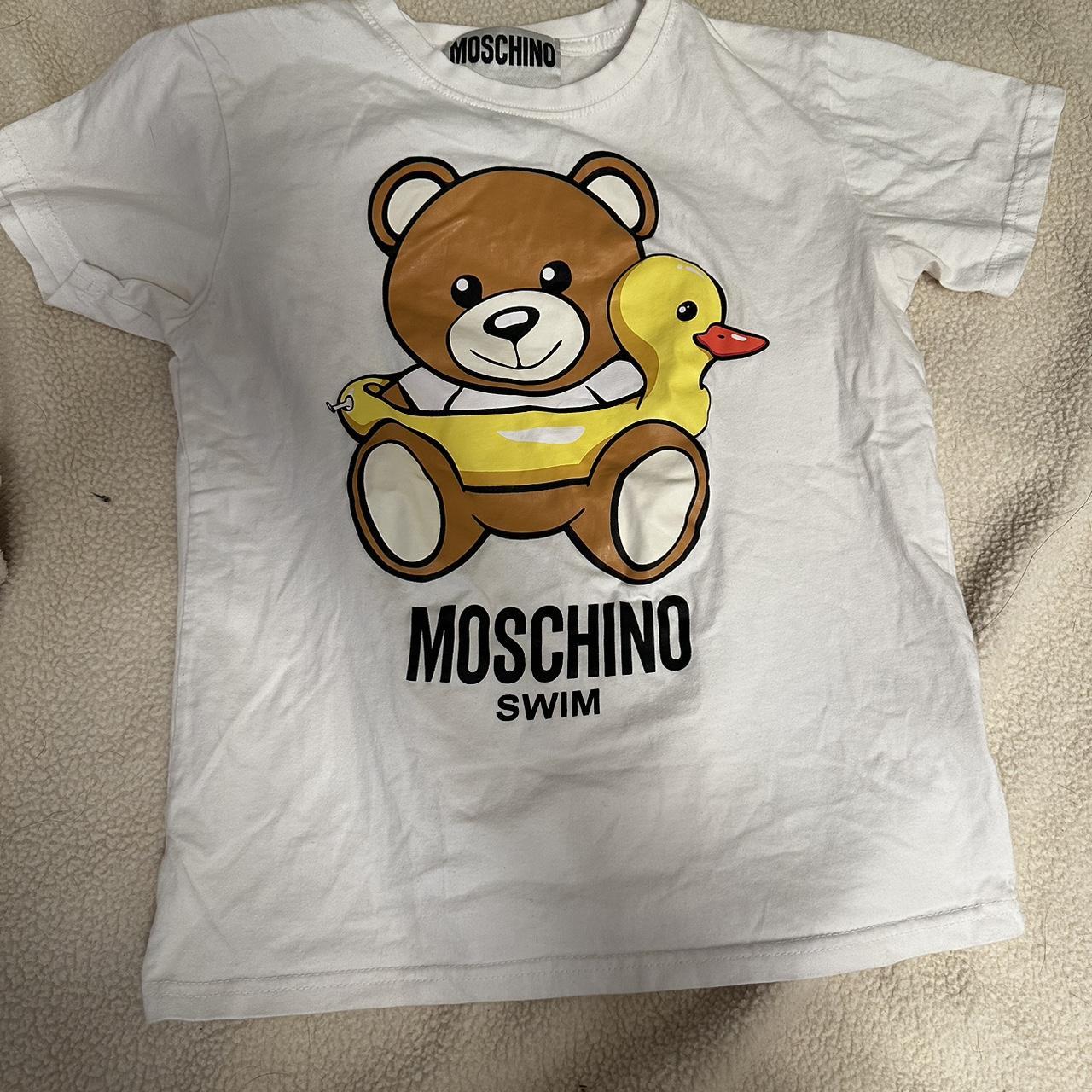 Moschino Tee Authentic Worn twice Will iron or... - Depop