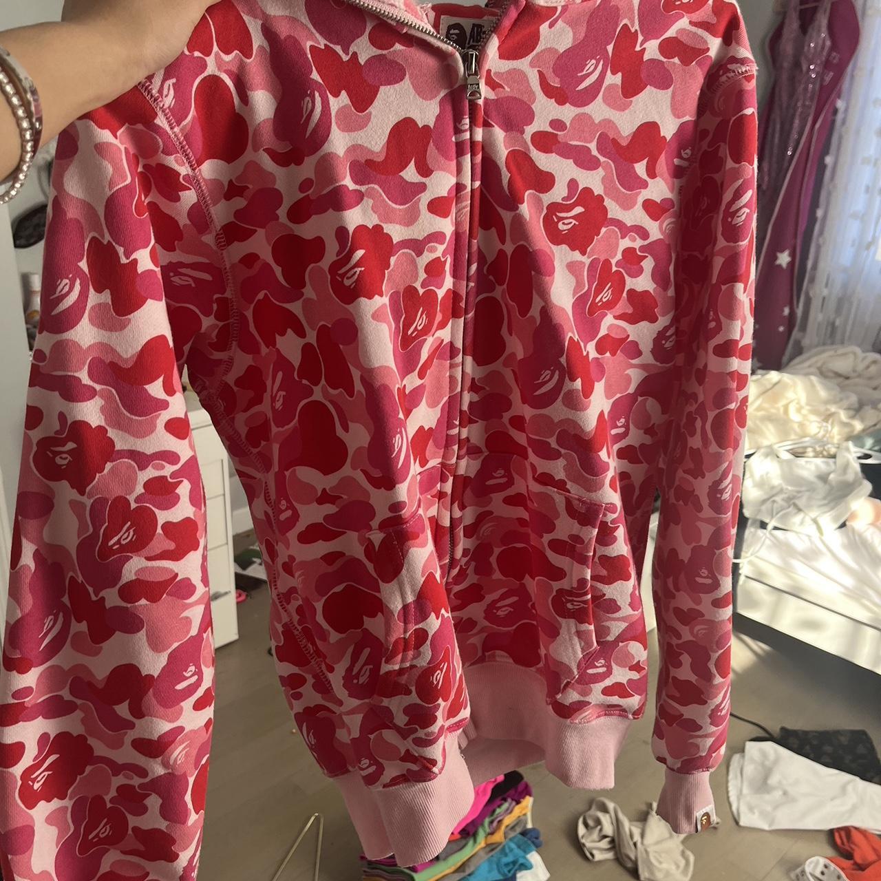 bape zip up small - Depop