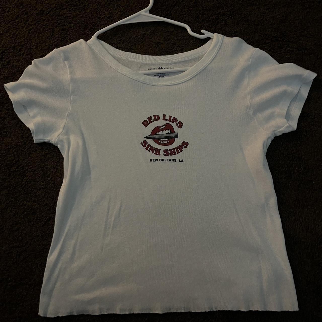 brandy melville “red lips sink ships” tee ️💋🌹🍒... - Depop