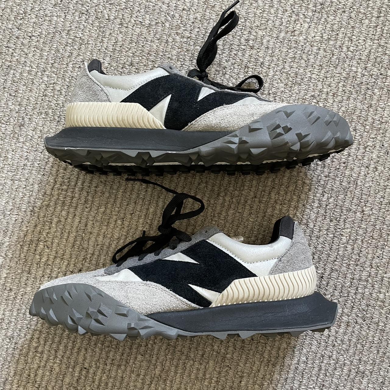 New Balance Men's Silver and Black Trainers | Depop