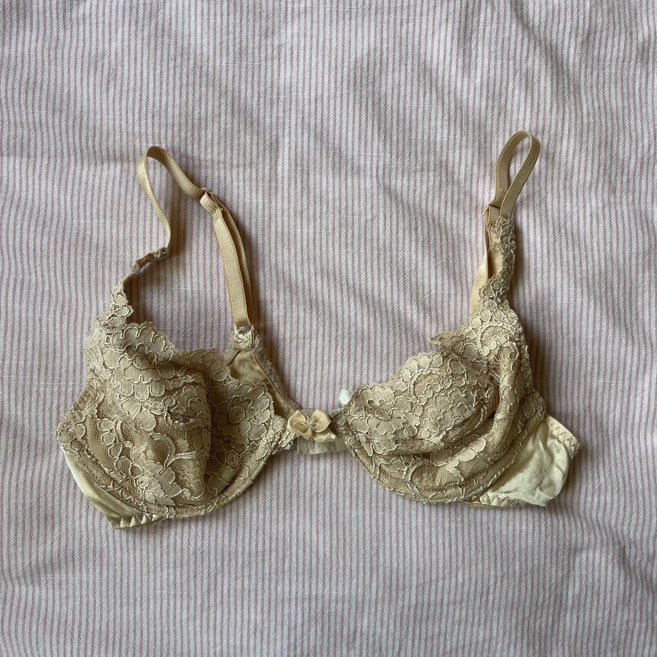 Victoria secret Vintage lace bra size 36A - Depop