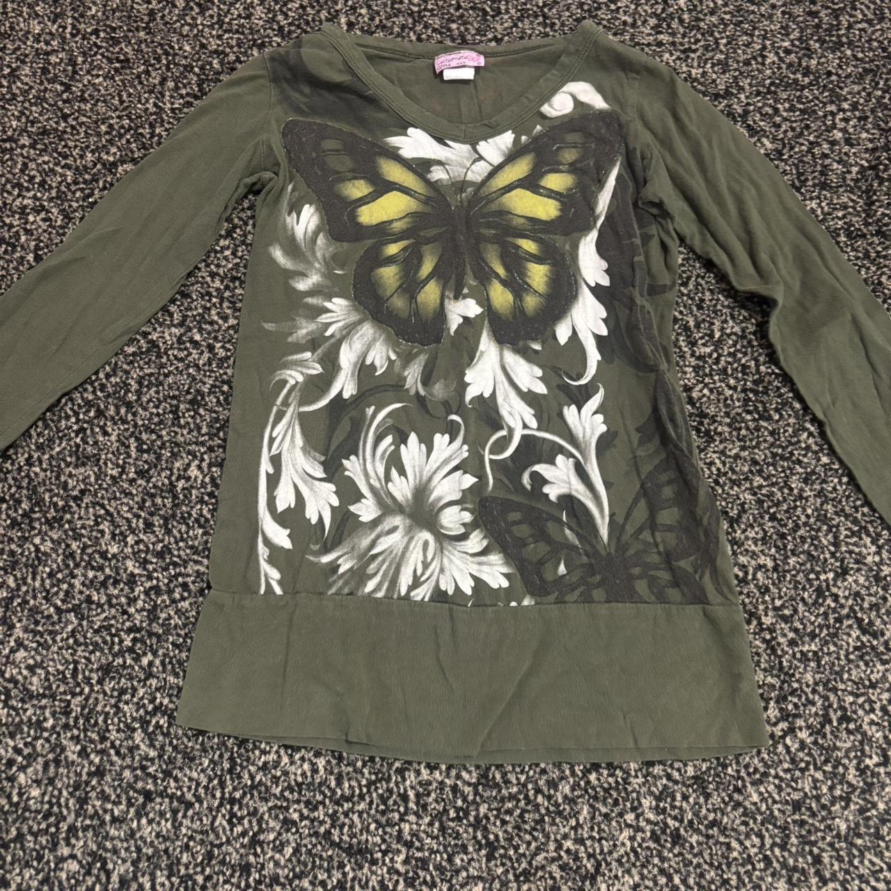 2000s deep green long sleeve top good for layering!!... | Depop