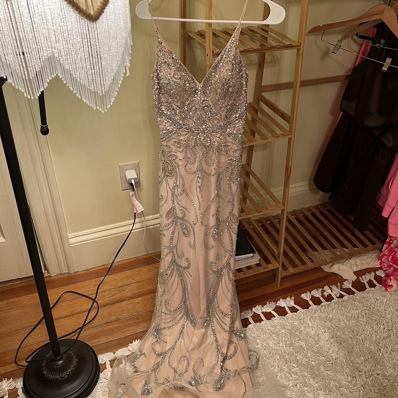 ellie wilde size 2 prom dress worn once in photos... - Depop