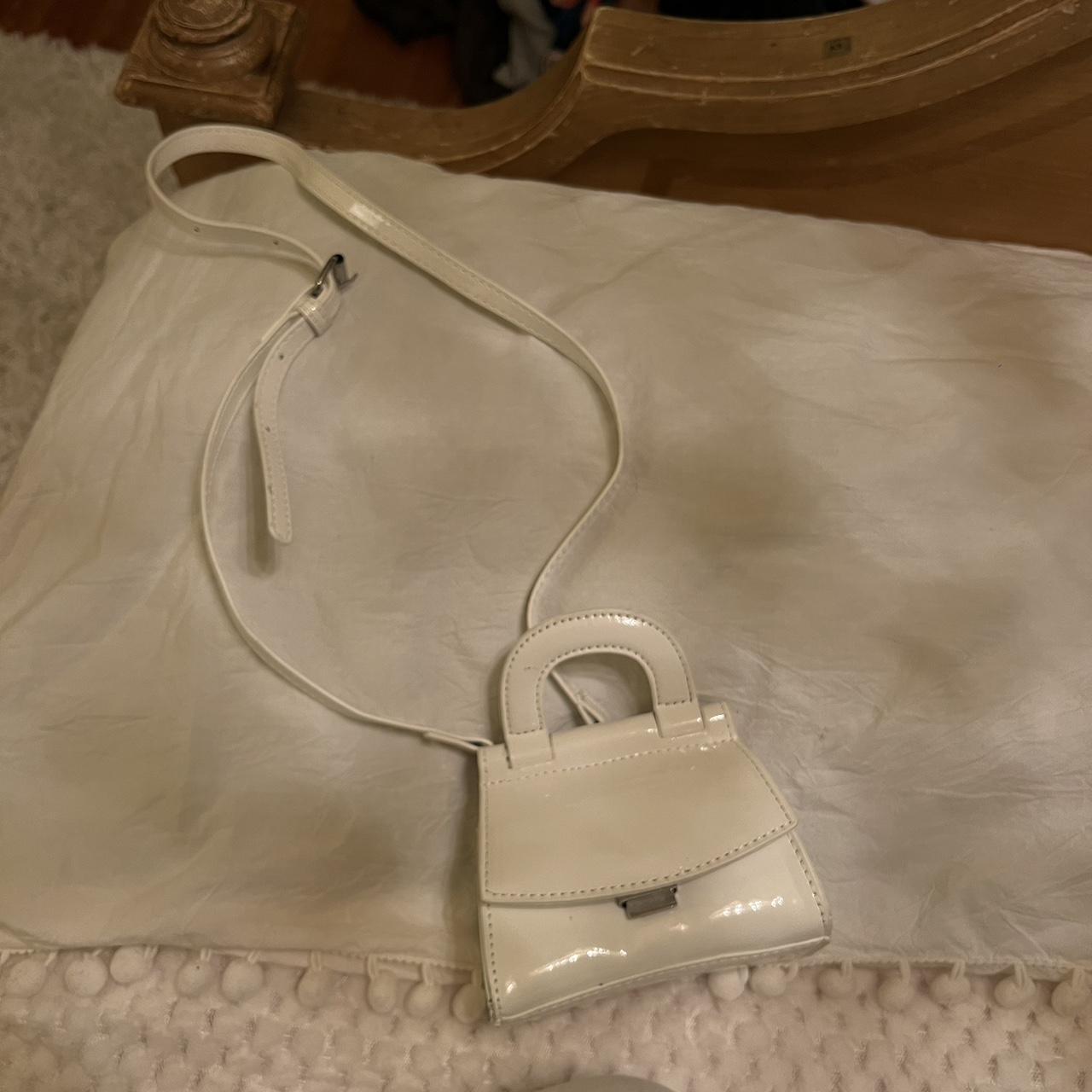 Princess Polly, mini white purse never used - w/ tags - Depop